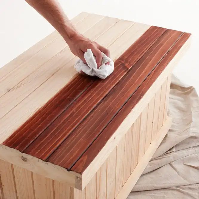 Completing an interior stains project with Cabot’s - Sunshine Mitre 10